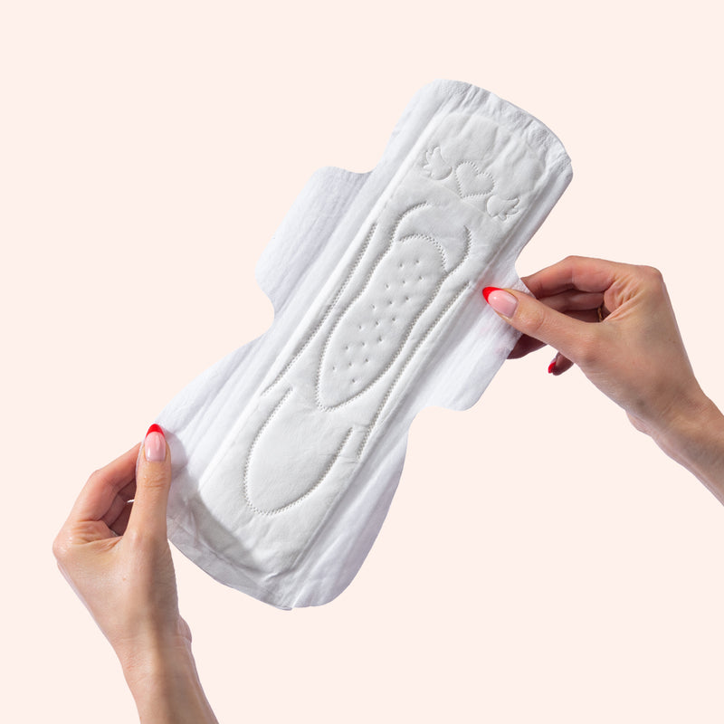 Moxie Postpartum pads with a reusable cooling gel pack | Moxie